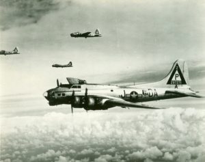 World War II: America's Heavy Hitter - The B-17 Flying Fortress ...
